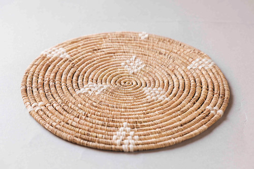 Palmyra Jamdani Placemat 38 CM | Handmade Table Placemat By Palm fiber ...