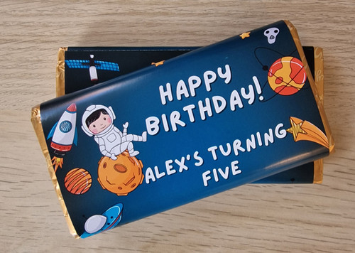 Space astronaut personalised galaxy chocolate bar wrapper | GiftsToDoor