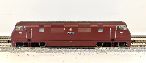 Bachmann 32-050 BR Class 42 Warship D817 Foxhound | TrainMania