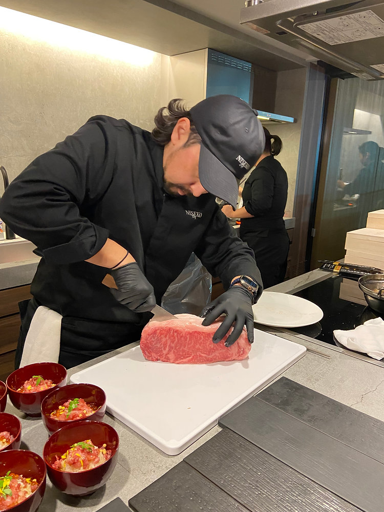 The Ultimate Dining Experience in Niseko: "Select Dinners" and "Personal Chef" Private Chef Services