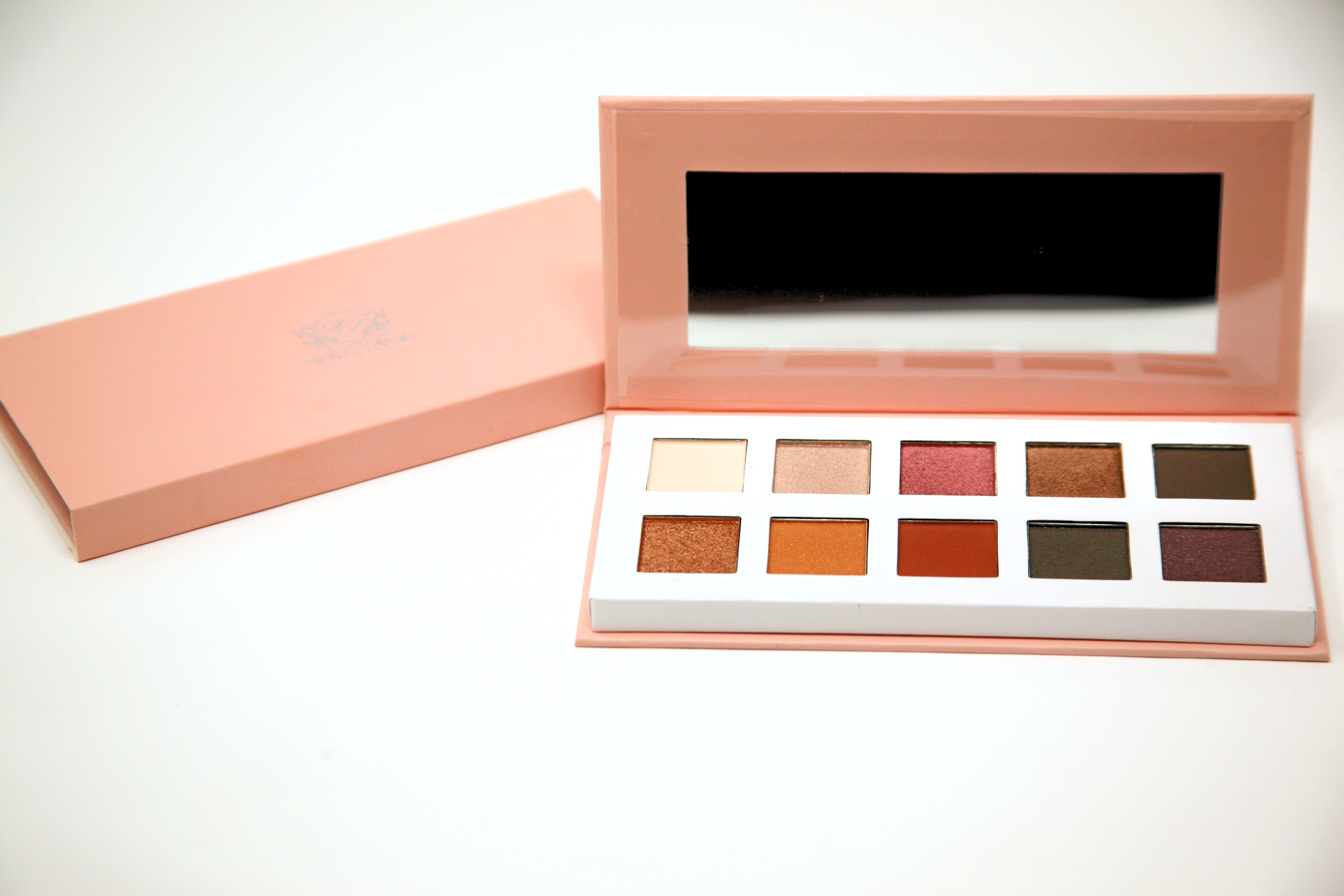 Alluring Faces Organic Makeup and Lip-gloss