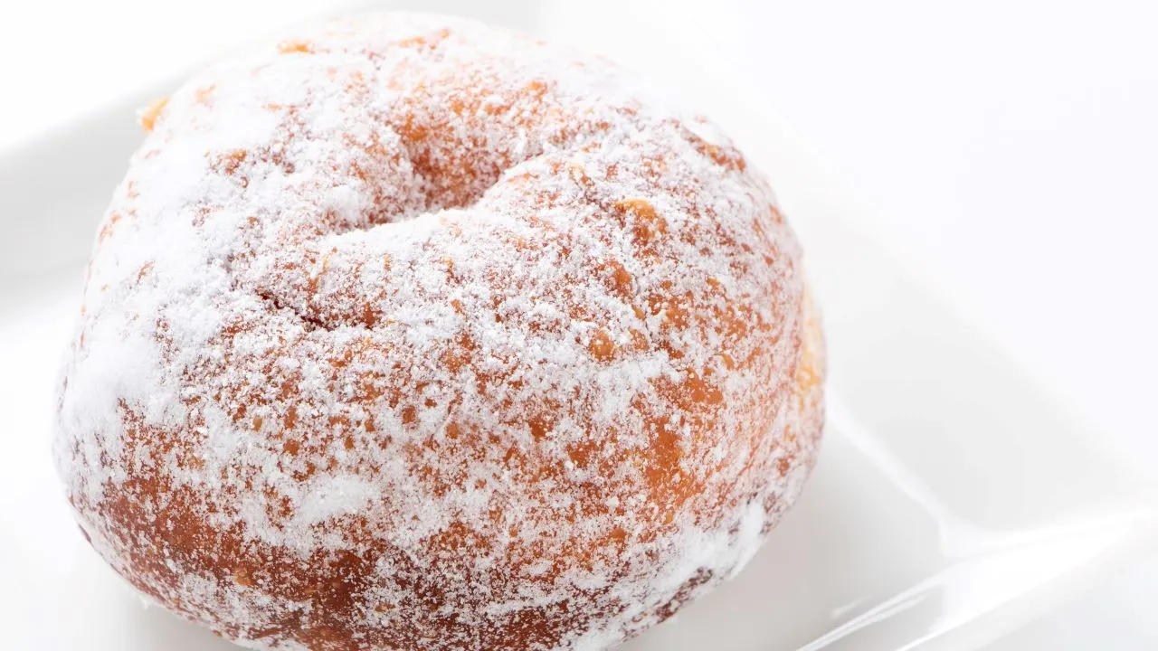 Combatting Back Acne: Understanding the Role of Bacteria and Sebum ...