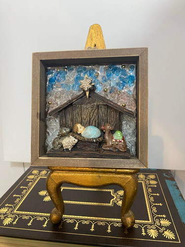 Christmas Manger | The Frenchmen