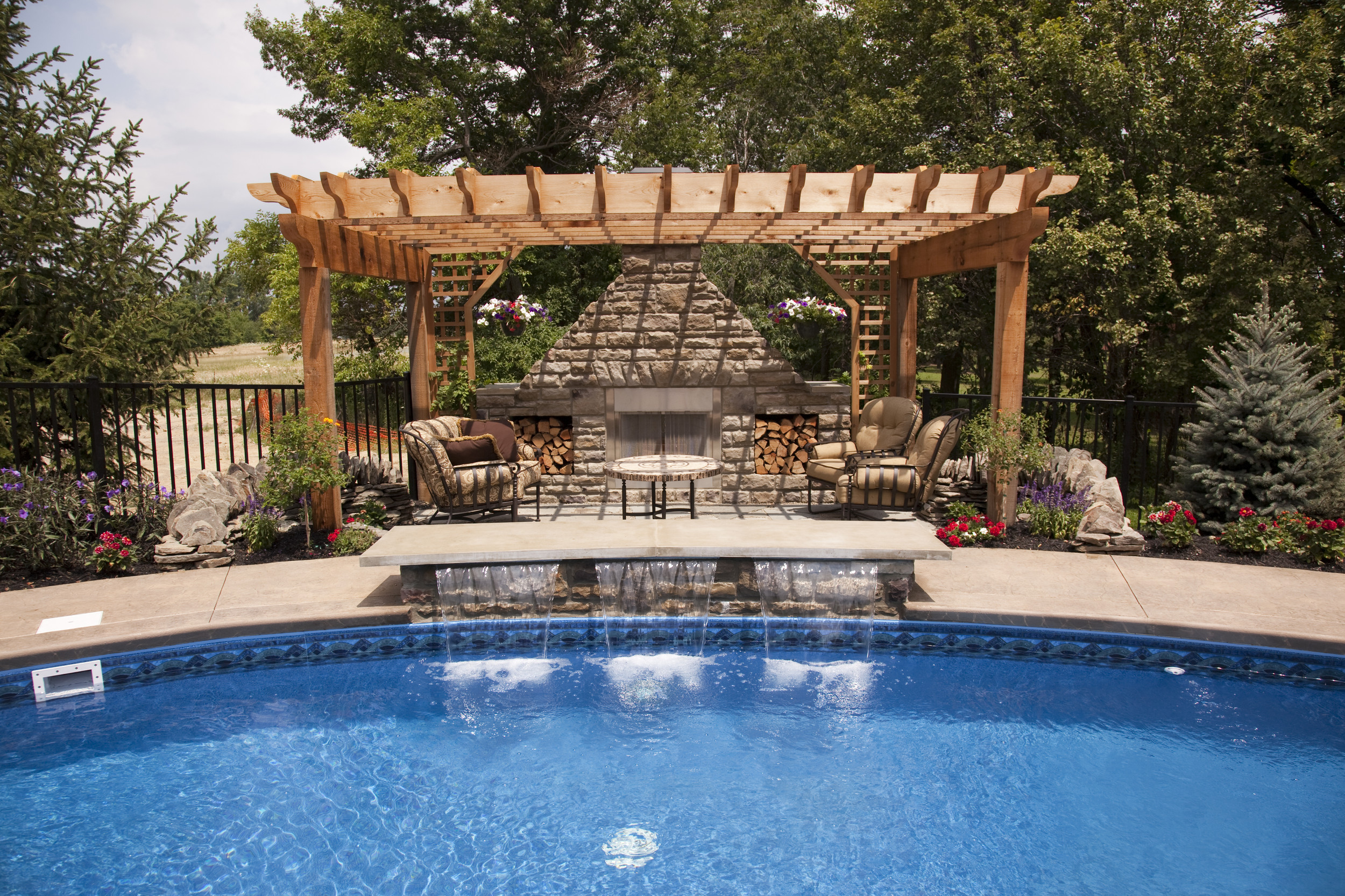 Pool Landscaping services in Austin TX | Poollux