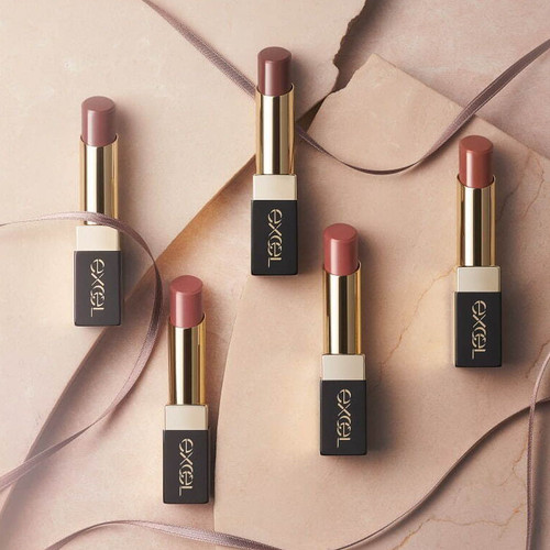 (代購)日本Sana EXCEL Lip Steady 琉璃魅惑豐盈光澤感美容精華液唇膏 3.7g | Alpha Beauty