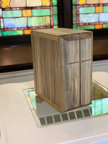 Purple Poplar Urn (#3148) | Simple Pine Box