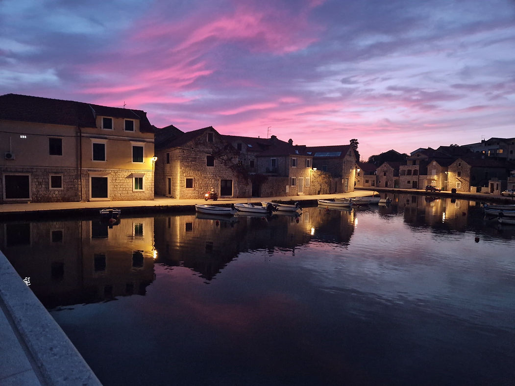 Home | Alida Life & Travel