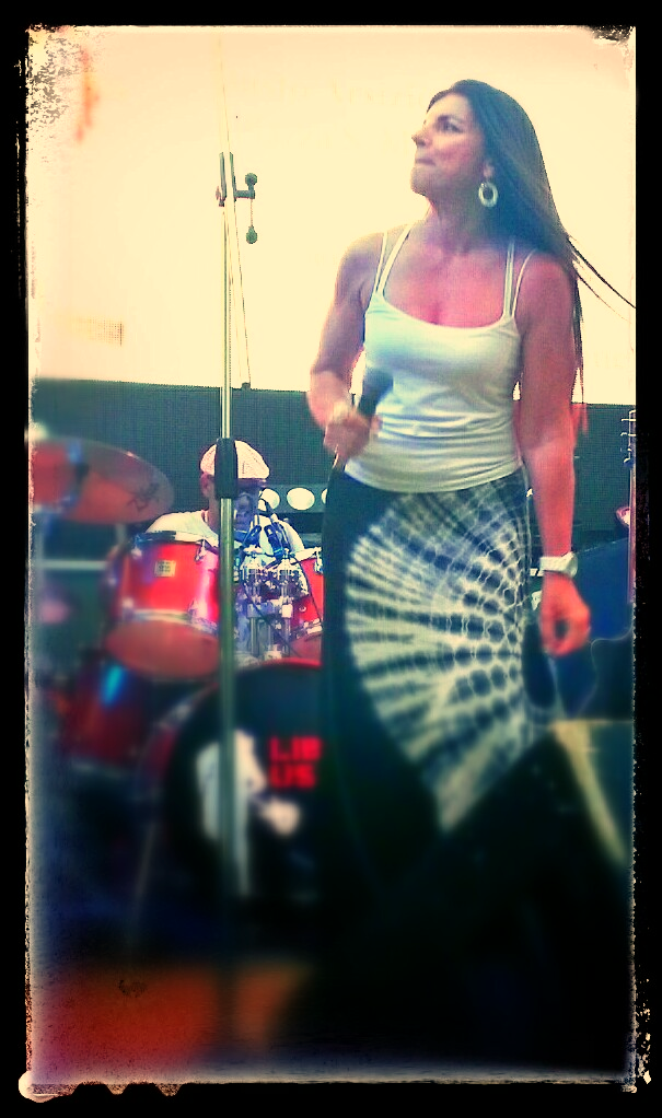 Natalie Pinto - International Vocalist