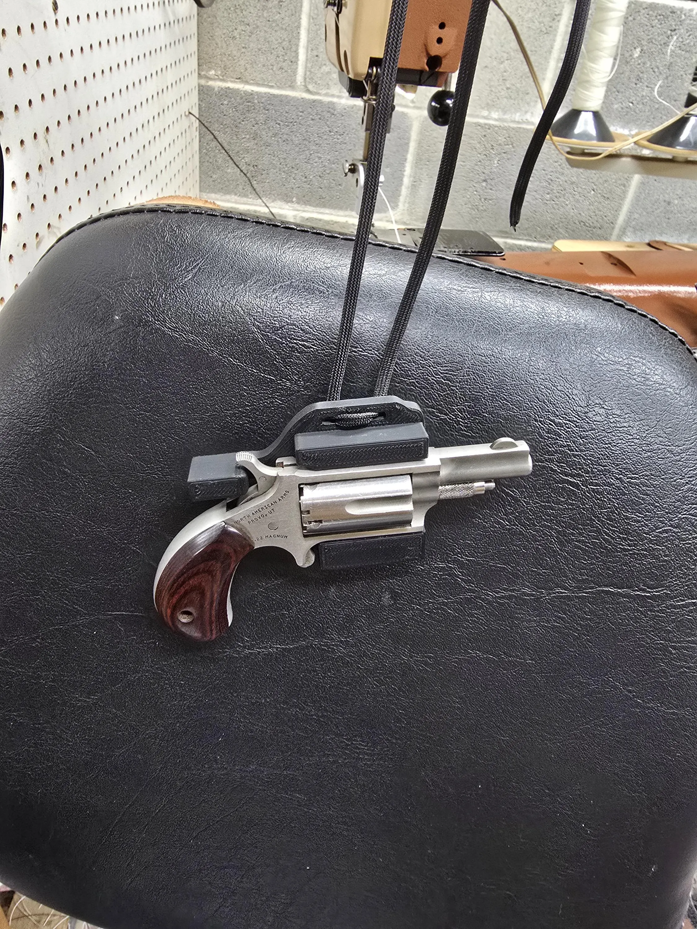 Necklace Holster For Magnum Frame 22 M NAA mini gun with Magnetic ...