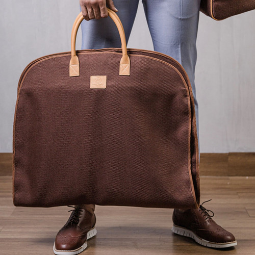 Porta Traje Mario | Marron Camel, Wanderlust | Navy Crew