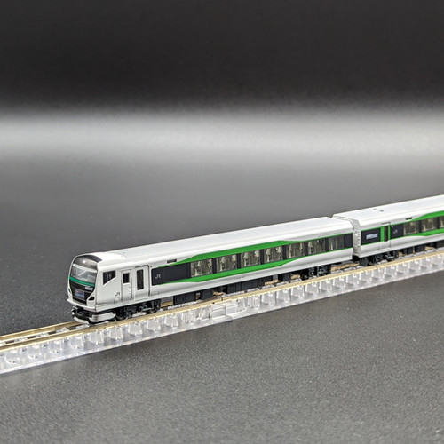 Kato 10-1883 - E257-5000 Series 'Odoriko/Azusa' (9-Car Set) | J Scale
