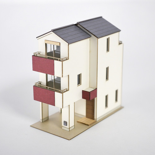 TDF - House P | J Scale