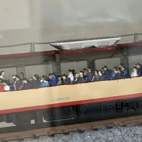 YFS EX20 - Express Passengers (40 Pieces) | J Scale
