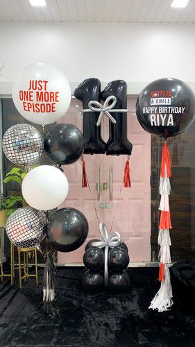 Netflix Bundle | Bespoke Balloons