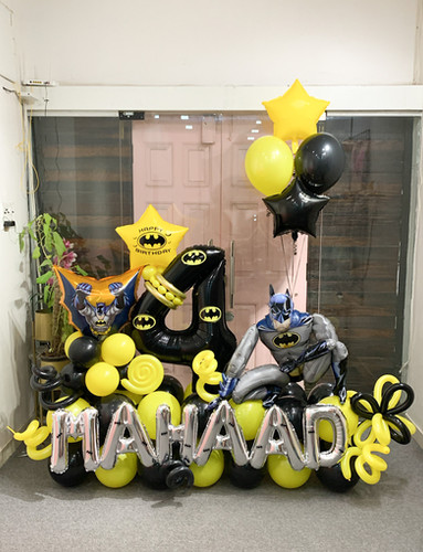 Batman Theme Number & Name Display | Bespoke Balloons