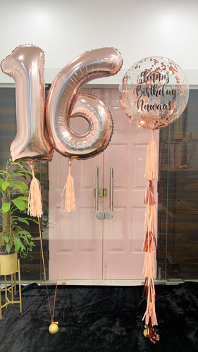 Floating Number Bouquet Deluxe | Bespoke Balloons