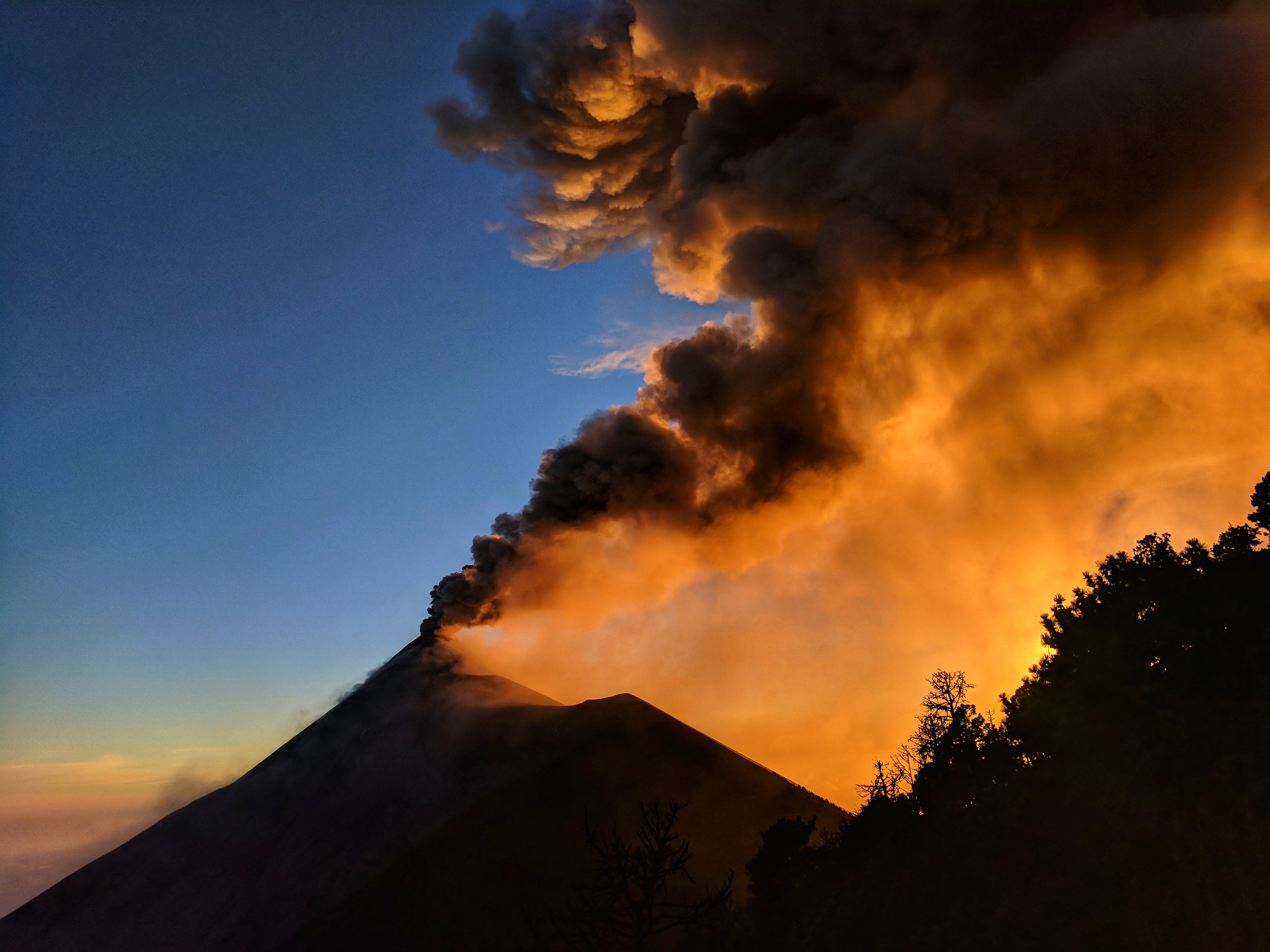 Wicho & Charlie's | volcano tours in | Antigua Guatemala