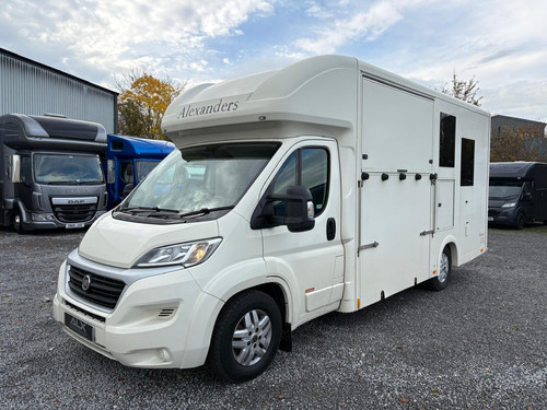 Alexanders National 4.5T - 2015 | ALXGROUP