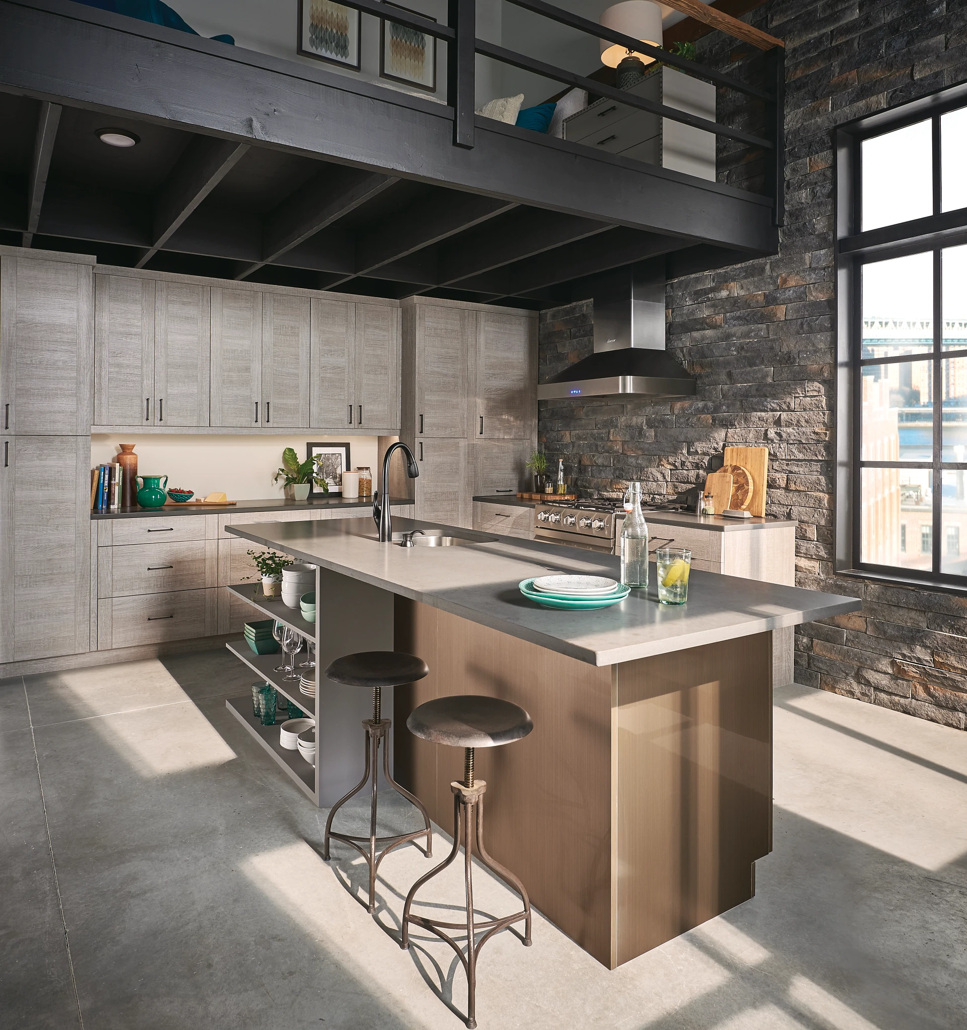 UltraCraft Acrilux II Linear Bronze II Cabinets | Alba Kitchen