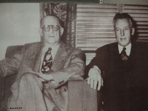 Alcoholics Anonymous History – Who Founded AA? How Did It Begin?