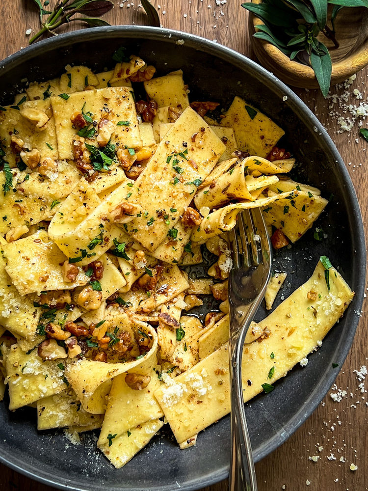 BROWN BUTTER & WALNUT WIDE PASTA WITH ZA'ATAR.
