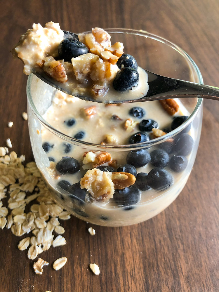 BLUEBERRY BUCKLE OVERNIGHT OATS