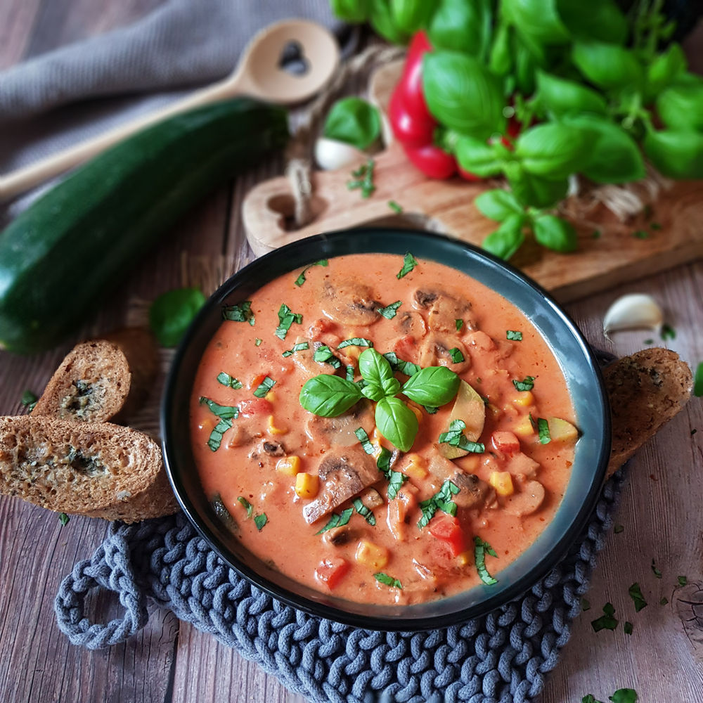 Vegetarische Pizzasuppe - das Rezept - Jofoodwerkstatt