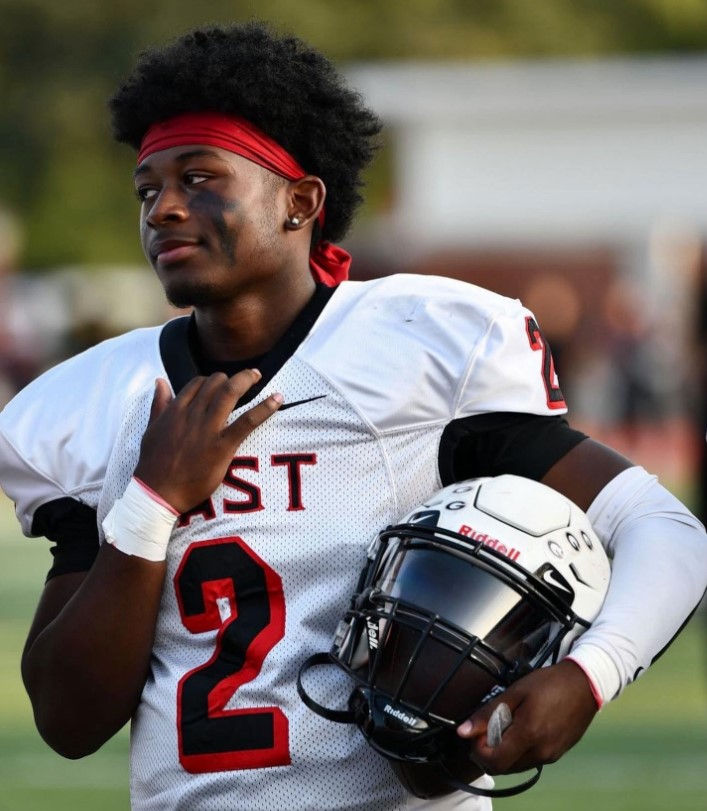 Deep Dish Football GOTW Player Spotlight: Talking With Glenbard East ...