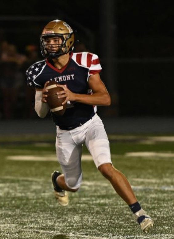 2022 Illinois Deep Dish Football Player Of The Year Is Lemont Senior QB ...