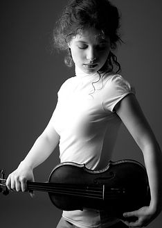Videos and Photos | Caroline Adomeit