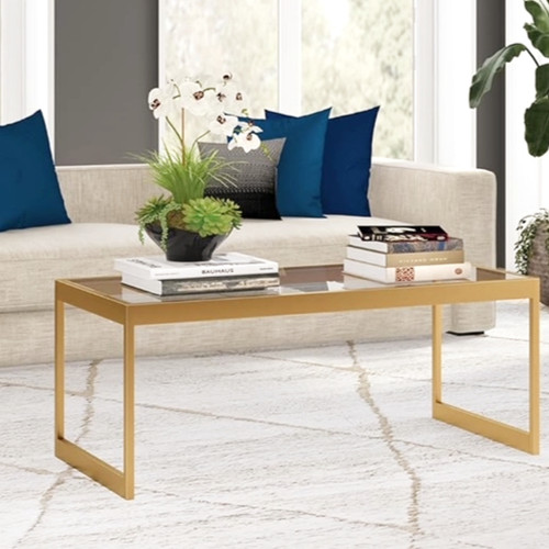 Simple Gold Wood Table | eventdesign