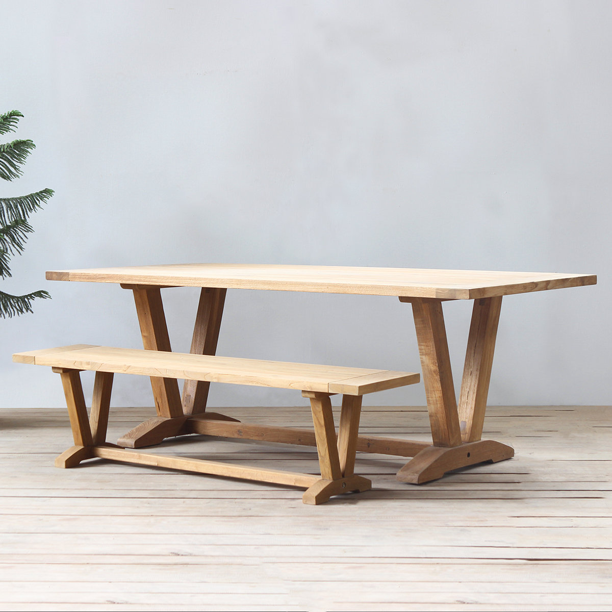 VEE Dining Table (No Beam) | KAYULAMA