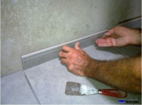 Colocación de Zoclo Cerámico