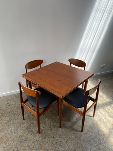 Parker square extension dining table | Tangerine & Teal