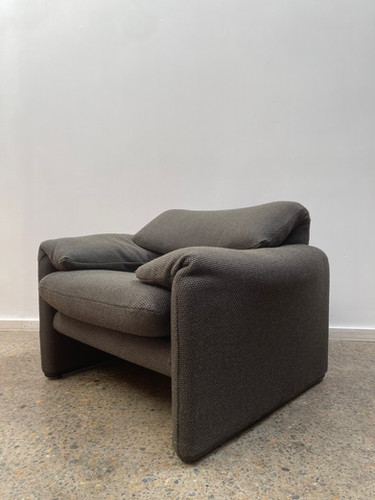 Maralunga armchair/single | Tangerine & Teal