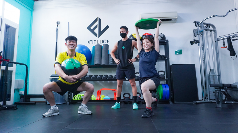 4 Reasons Why You Should Workout With a Partner - FITLUC