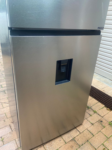 Hisense 496L Top Mount Fridge with Water Dispenser STAINLESS STEEL ...