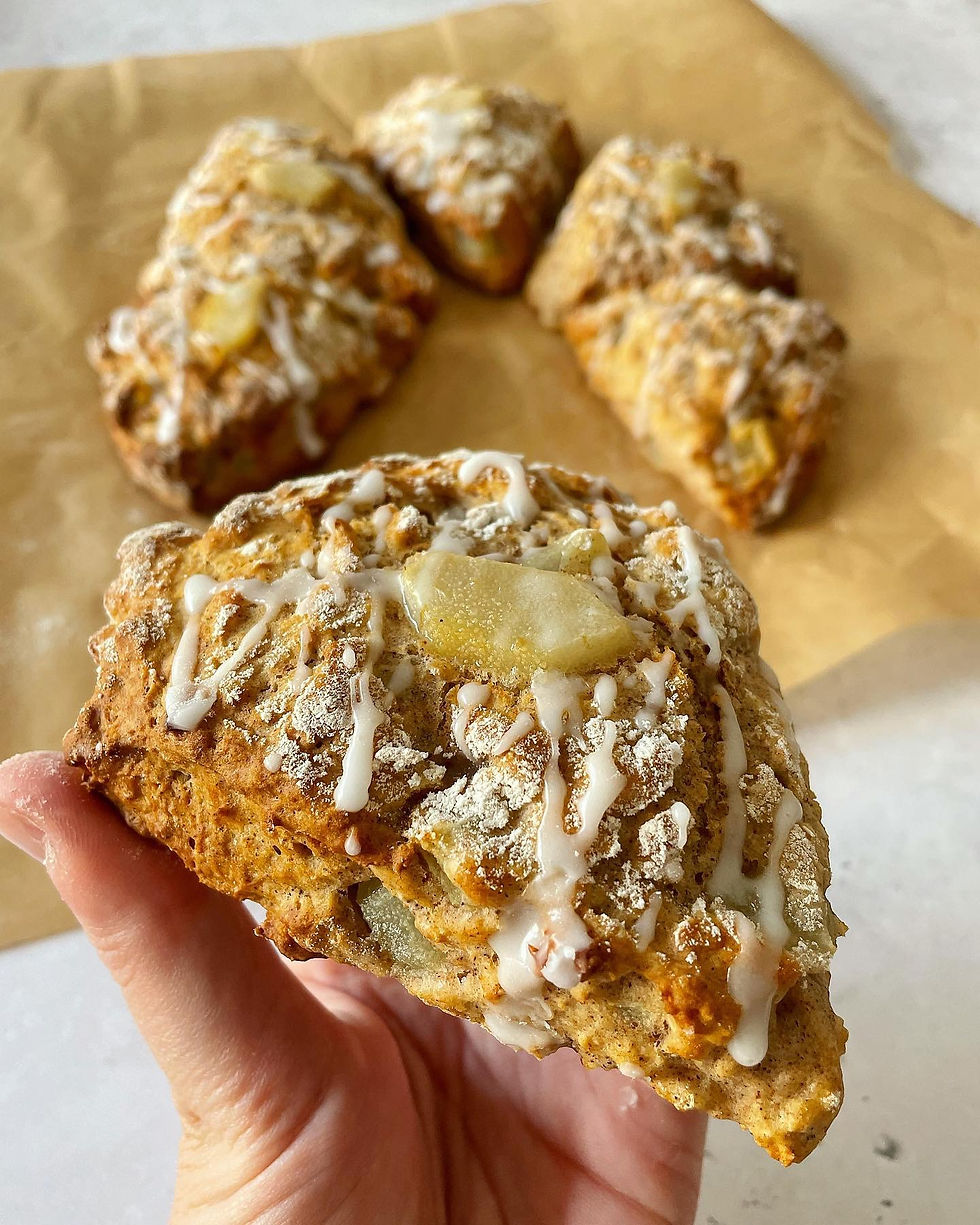 JILL BAKES | Spiced Pear Scones