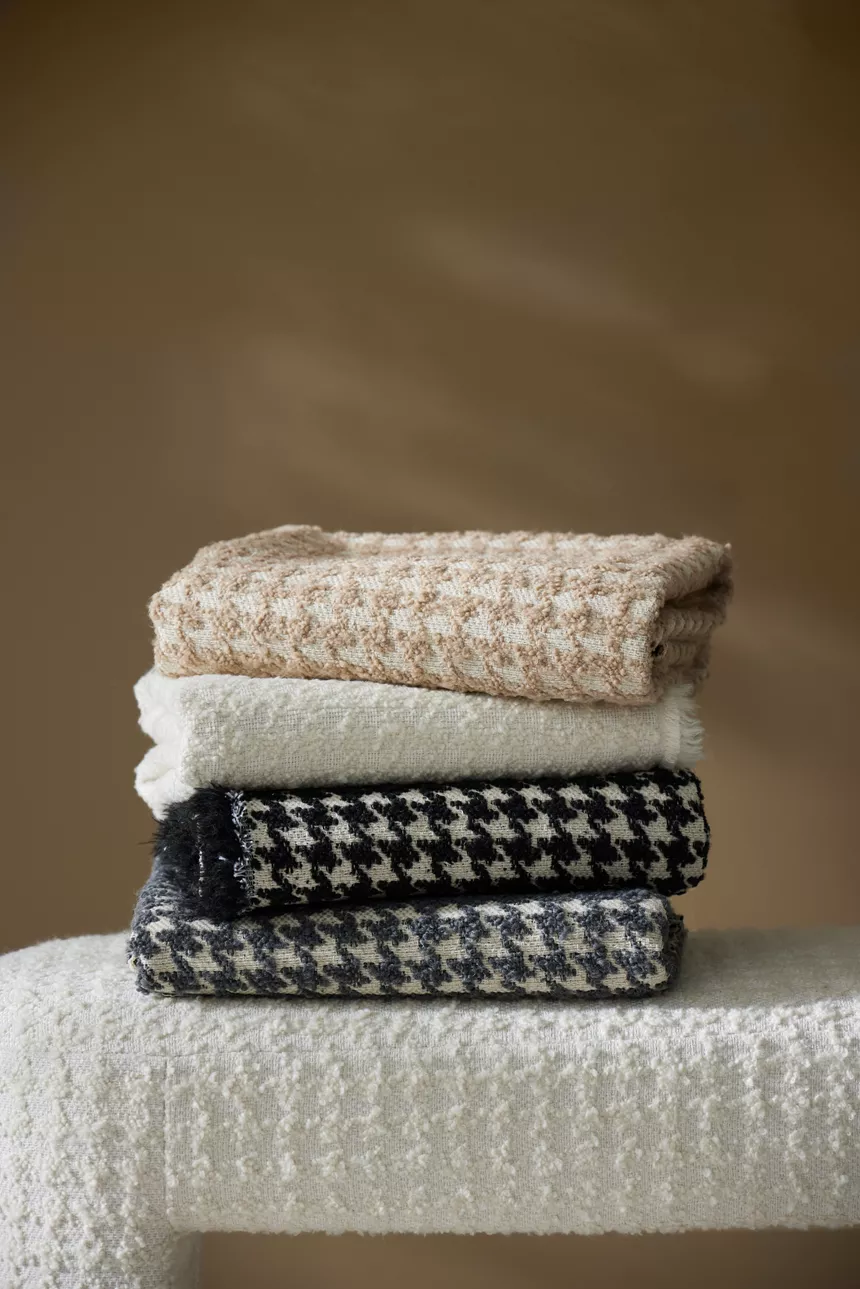 Mario Fabric | theupholstress-site