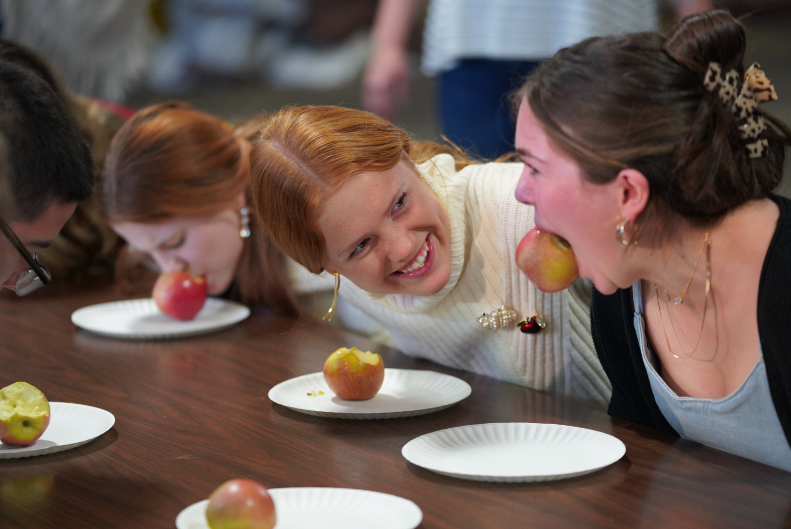 Apple Eating and Peeling Contest | MSAHF