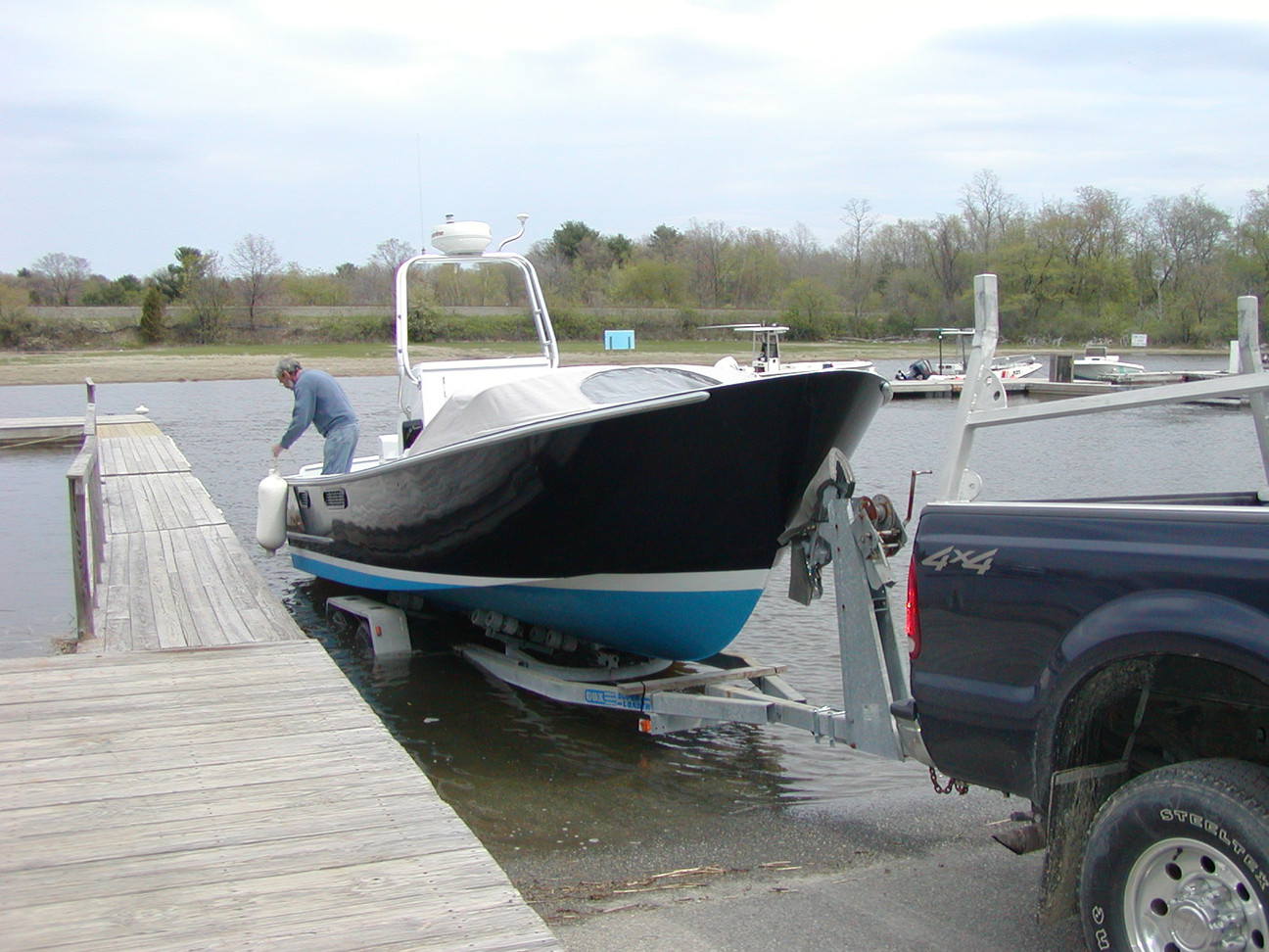 24.7' aluminum jet boat design- classic styling | Response Marine