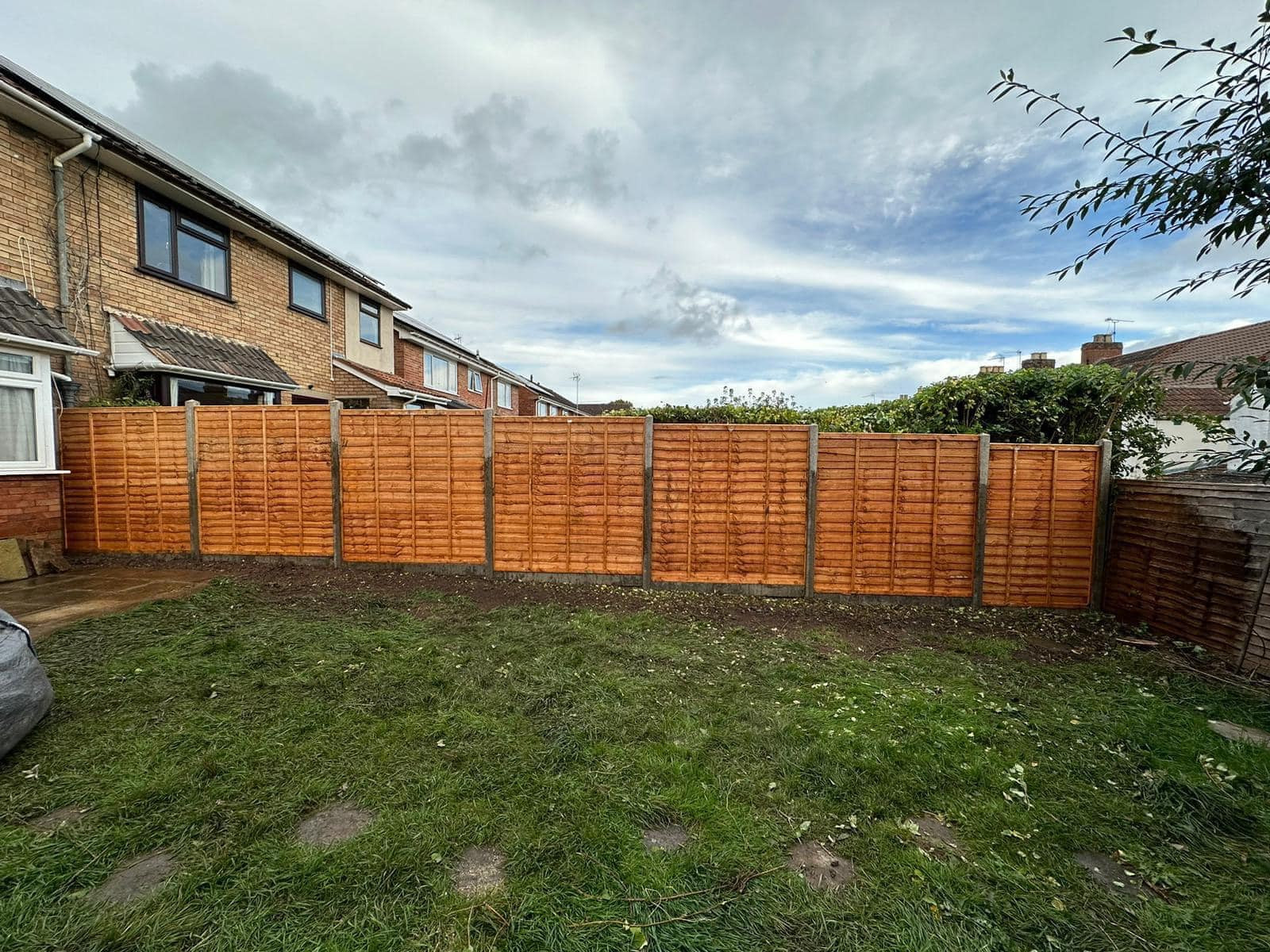 New fencing | Homes 2 Outstanding