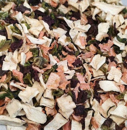 Dried Vegetable Forage Mix | The Paisley Patch