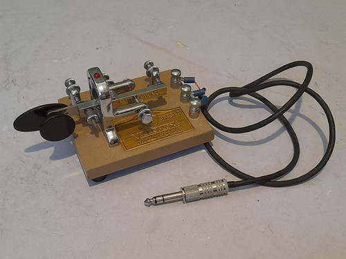 VIBROPLEX VIBROKEYER DELUXE BEIGE | Lindars Radio