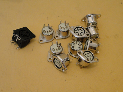 VARIOUS MICROPHONE PIN CONNECTORS | website