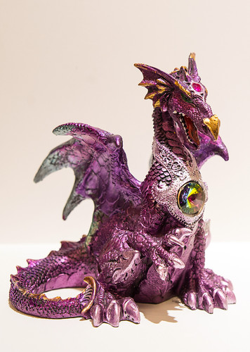 Dragon Statue with Crystal | Rainbow Zen