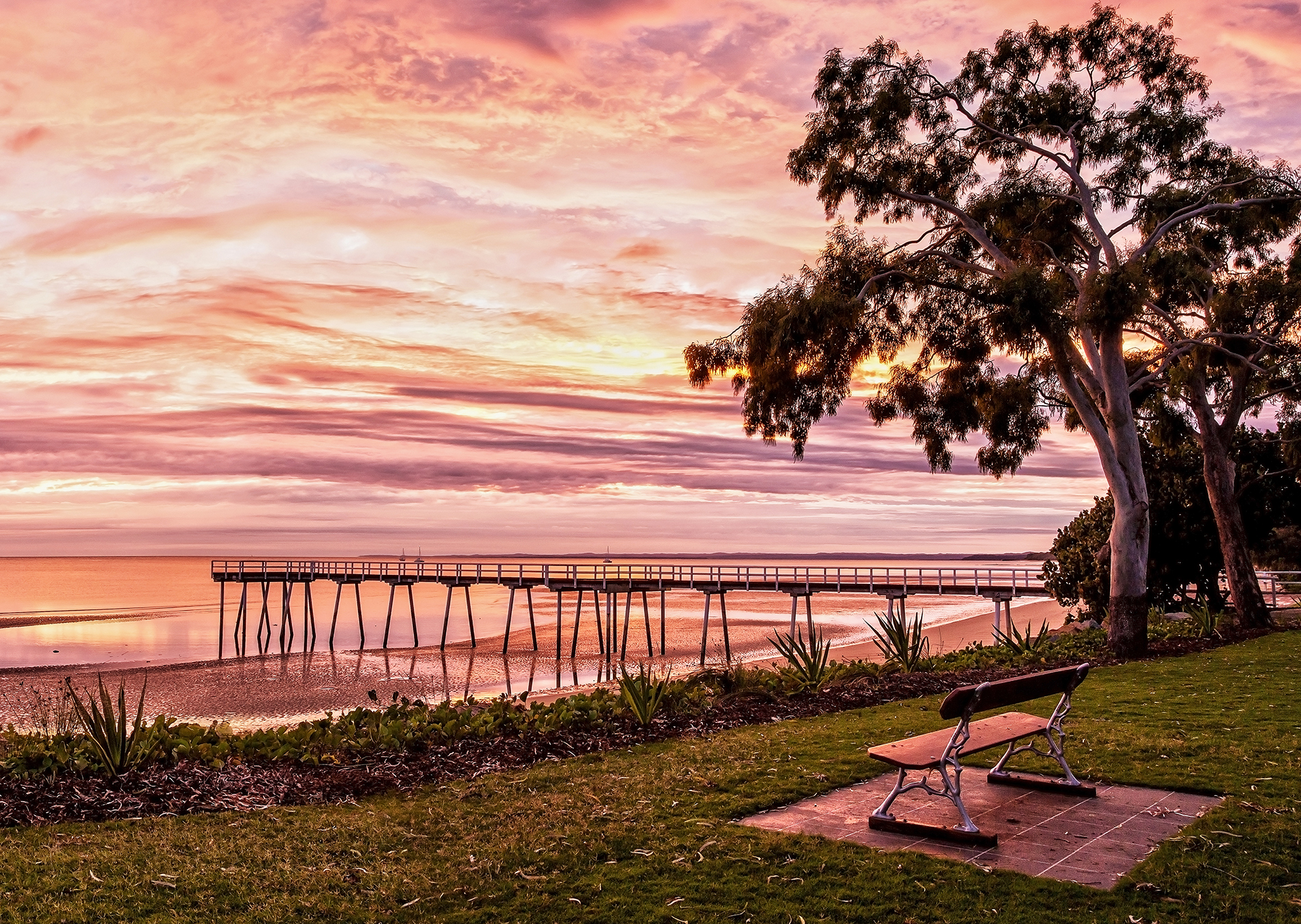 Scarness | Hervey Bay | Elfotography Hervey Bay by Ellen Foulds