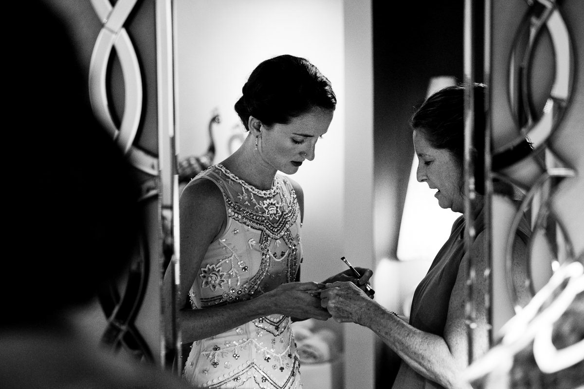 Documentary Wedding Photographer | Christine Hewitt | Canada