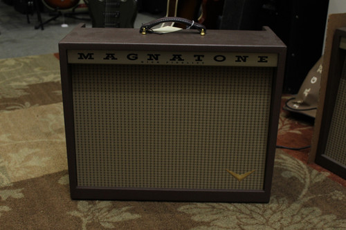 Magnatone Varsity Reverb | killervintagedallas