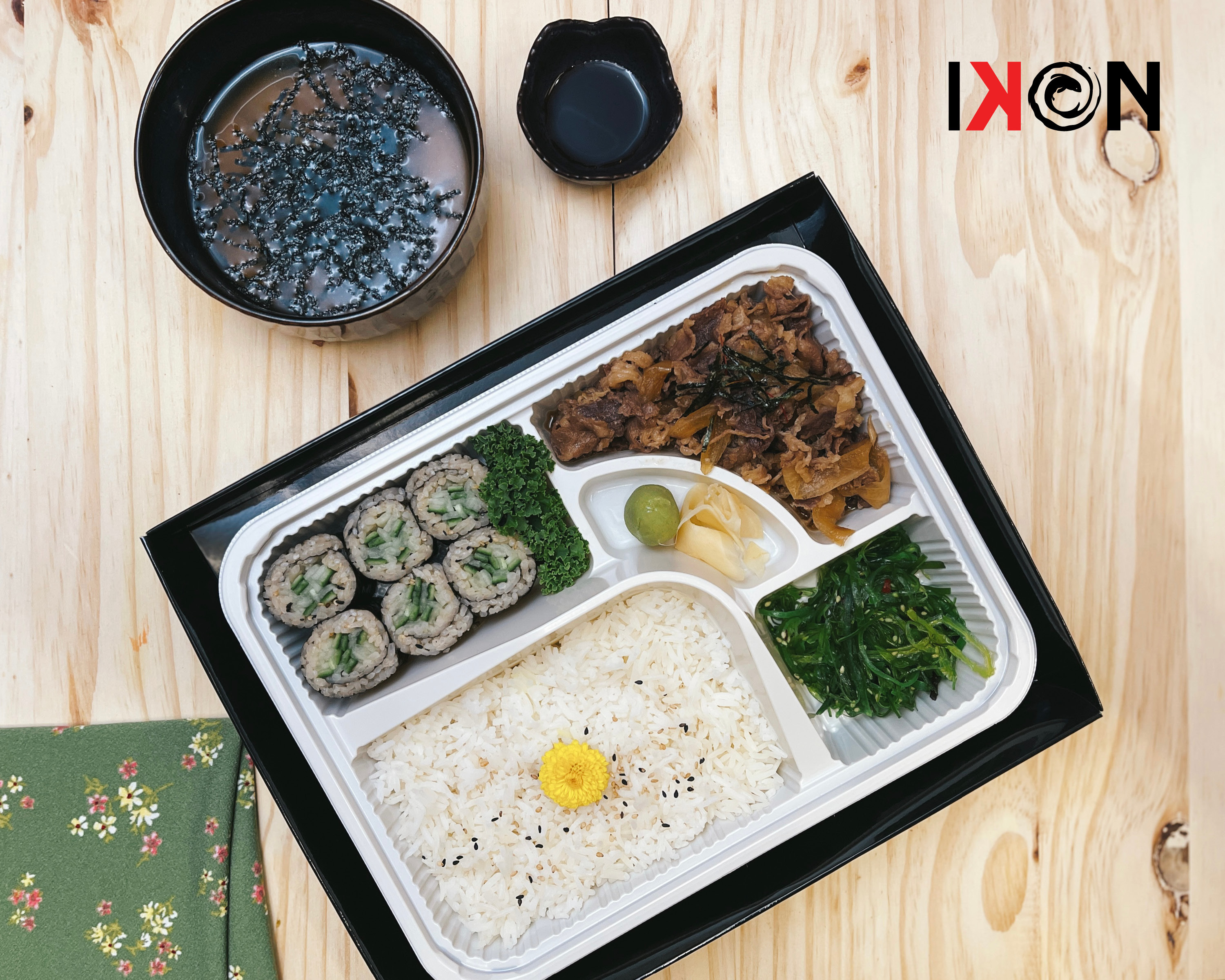 Lunch (Weekdays 12pm-3pm)